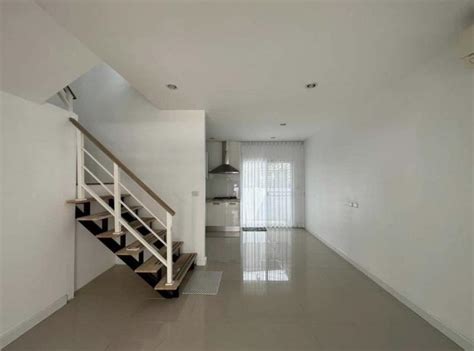 ให้เช่า ทาวน์โฮม พาทิโอ พัฒนาการ 155 ตรม 26 5 ตร วา Ennxo