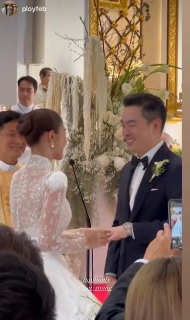 “ปาย สิตางศุ์” สวยสะกดควงแฟนหนุ่มเข้าพิธีแต่งงานแล้ว