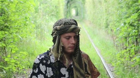 Shinovi Sambrailo Lágrimas Y Alambres 42 Versículos Youtube