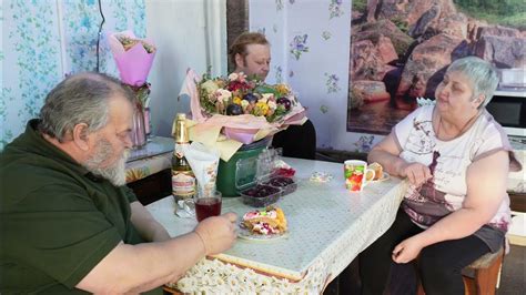 Довели маму до слез на её день рождении Показываем как мы посидели за праздничным столом Youtube