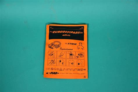 Defibrillation Electrodes For Physiocontrol Defibrillators