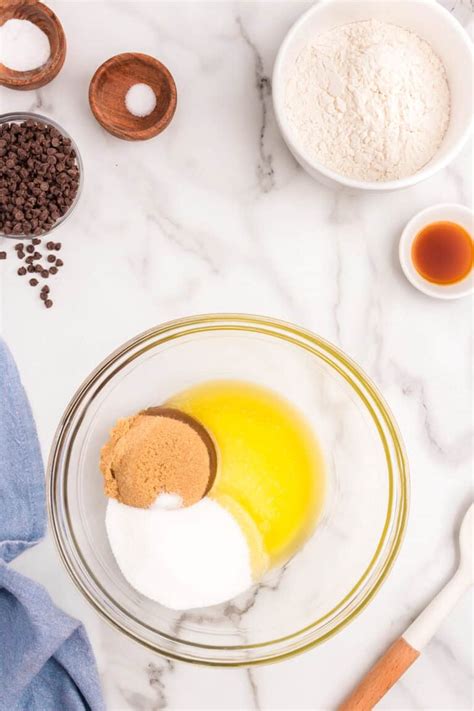 Easy And Delicious Slutty Cheesecake Bars Recipe Julie S Eats Treats