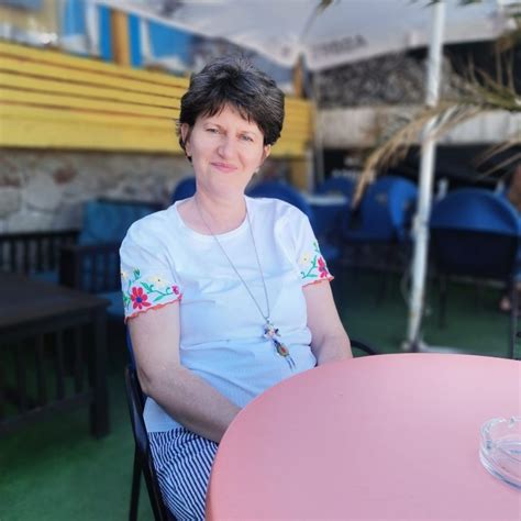 Geta Luminita Oprea Specialist Achizitii Echipamente Carrefour România Linkedin