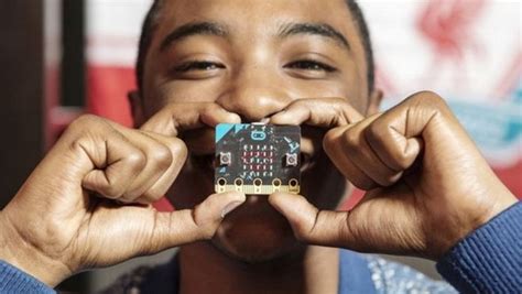 bbc micro bit el raspberry pi gratuito para niños se estrena hoy