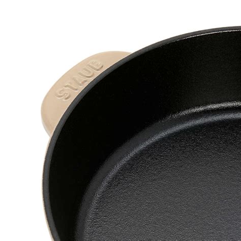 Staub 85 Sesame Enameled Cast Iron Traditional Deep Skillet Reviews