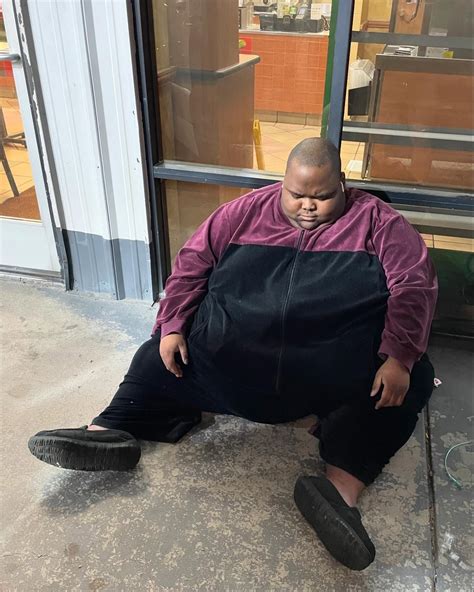 Who Is Rapper Dave Blunts His Biography And Net Worth Stylo Pops