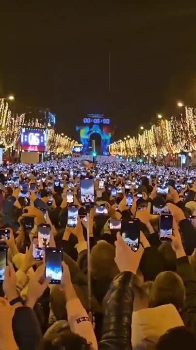 rupesh tiwari on linkedin storytelling datastorytelling leadership screen addiction