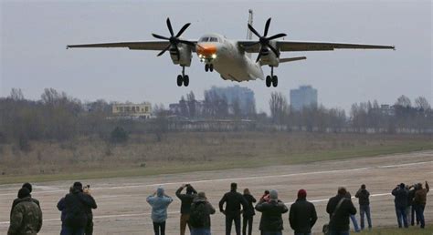 Перший політ Ан-132D - УНІАН Фоторепортаж