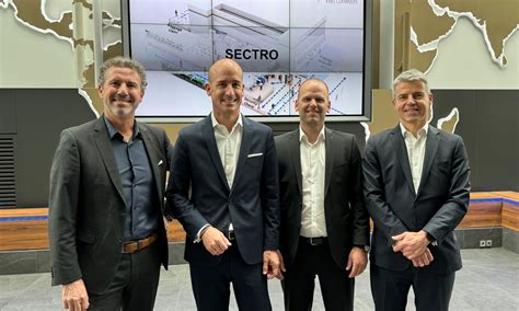 Beckum Beumer Wirkt Bei Kontrollsystem Für Gepäck Mit Die Glocke