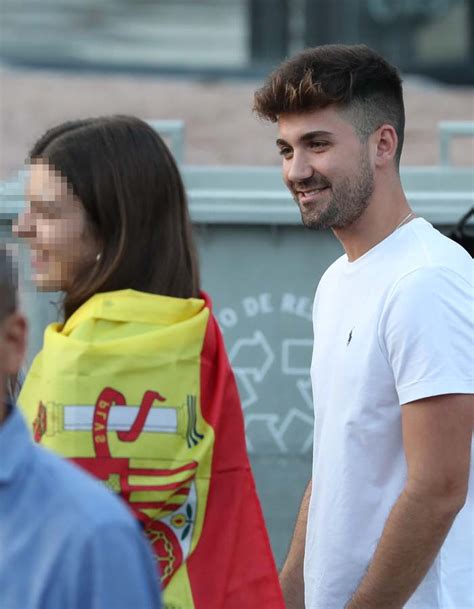 Corazón Alejandro Albalá Celebra Un Triunfo Y No Es El De Isa Pantoja