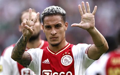 منچستریونایتد از بین آنتونی و کودی خاکپو یکی را جذب می‌کند طرفداری