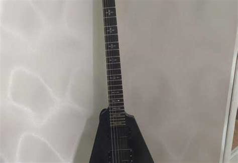 Электрогитара Schecter Flying V Festimaru частные объявления