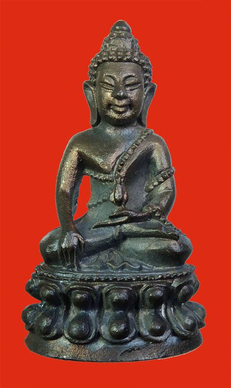 พระกริ่งทิ้งทวน ปี2536 หลวงพ่อคูณ ปริสุทโธ วัดบ้านไร่ เนื้อนวะกระแสน้ำ