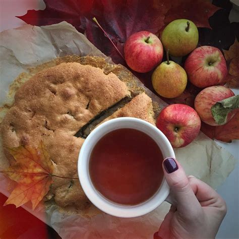 Существует несколько версий происхождения названия блюда Согласно одной из них этот рецепт был