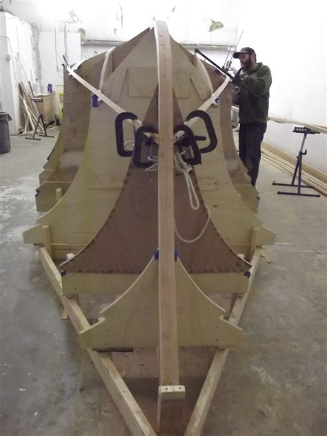 Dudley Dix Yacht Design Chine Stringers For Our Sportfisherman 26