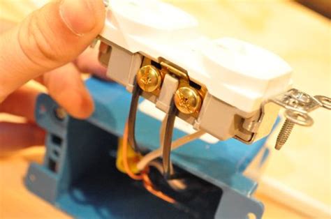 How To Wire An Outlet