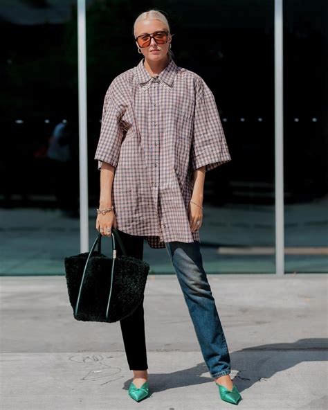 Pin By Renee On Glasses Inspo 2019 Normcore Fashion Style