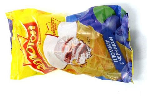 Мороженое Инмарко Золотой стаканчик с черникой | отзывы