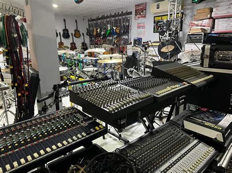 Music Instrumental Buy And Sell සංගීත භාණ්ඩ හිමිකරුවෝ සහ වාදකයො