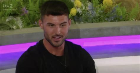 Love Island Fans Baffled As Liam Reardon Tells Jake Cornish He Also Likes Feet Ok Magazine