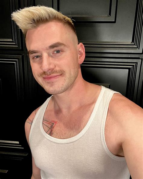 Joey Jay Joeyjayisgay • Instagram Photos And Videos