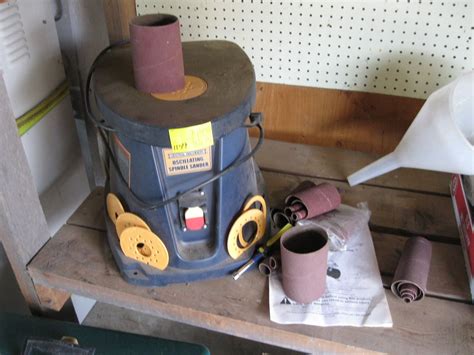 Oscillating Spindle Sander