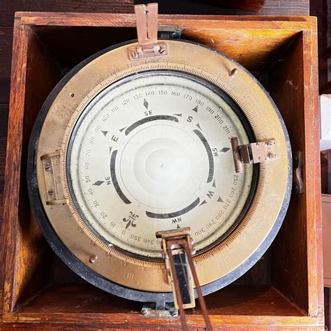 804 Wwii 1941 Brass Navy Ship Compass By Lionel Corp