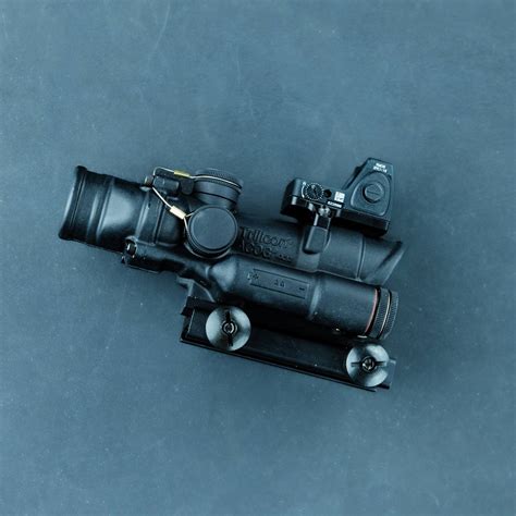 Trijicon Acog 4×32 Led And Rm06 Combo Trex Arms