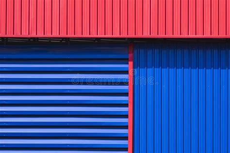 Aluminum Louver With Gutter Drainage System Outside Of Industrial