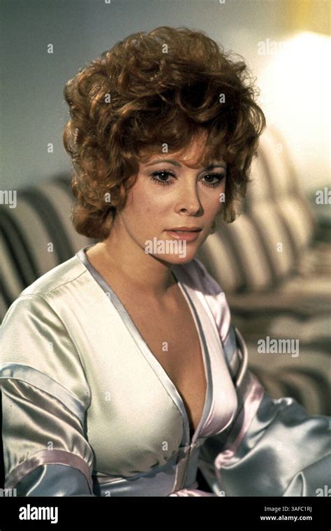 Jan 28 2002 Hollywood Ca Usa Actress Jill St John Stars As