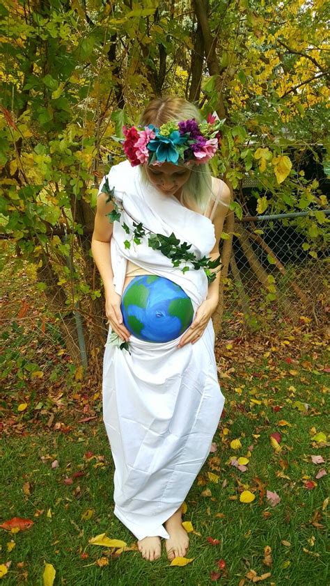 DIY Mother Earth costume | Pregnant halloween costumes, Pregnant ...