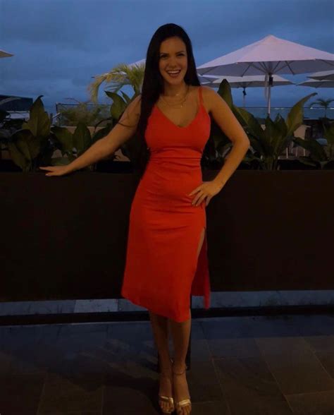 Bela Briggs Dolcevitadibela • Instagram Photos And Videos