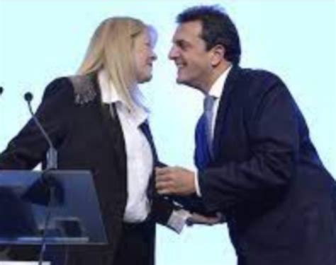 La Ventana Indiscreta De Julia ¿esta Tipa Nunca Para De Dar Vergüenza ¿ya Dejó De Hacerle