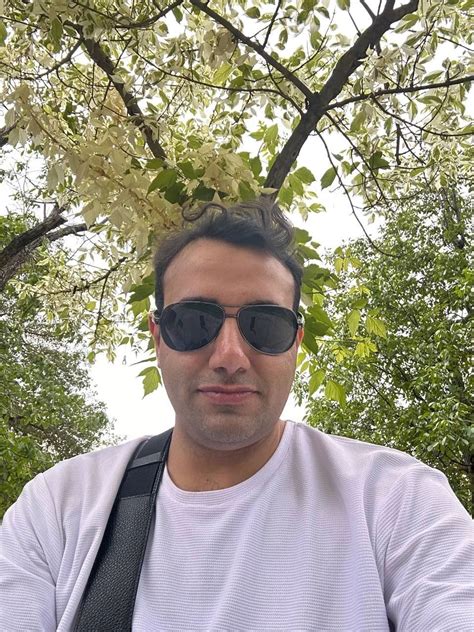 بی نقاب زندگی کنید هیچ خبری نیست😎 ☄️sajjad Zibafar