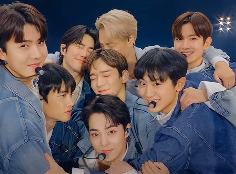 ̍𝐄𝐗𝐎 Fotoğraf