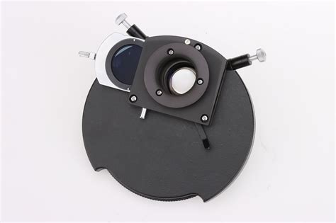 Lot 113 Differential Interference Contrast Device