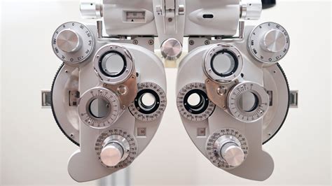 Utilise High Street Optometry To Cut Nhs Waiting Times Healthwatch