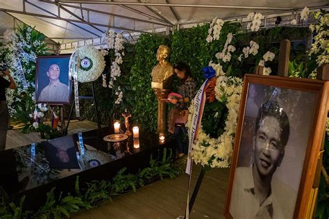Activists Want Ferdinand Marcos Out Of Heroes Plot After Imelda Conviction Abs Cbn News
