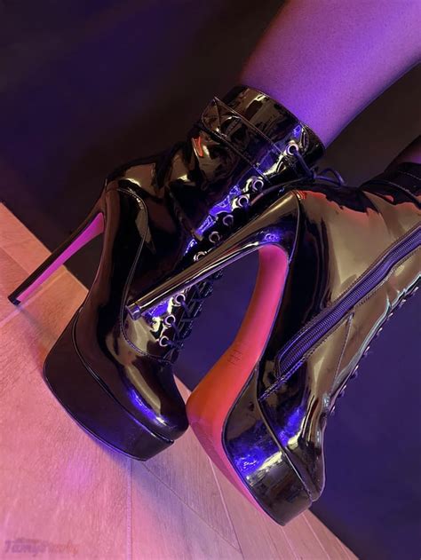 These Are 🤩🤩🤩 R Bootlovers