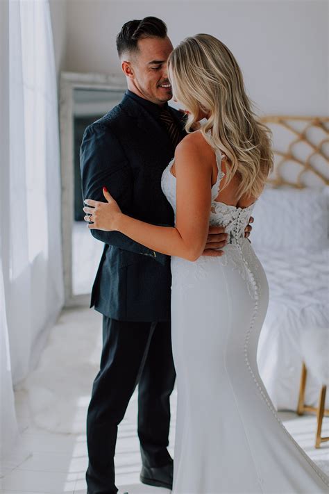 Sneaking Away After The Wedding Day Boudoir Inspo Zion Brides