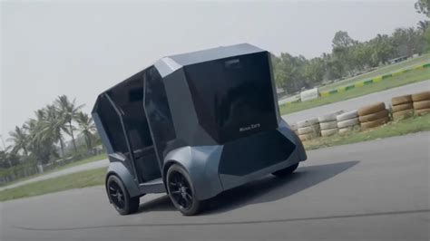 Indias First Self Driving Car Unveiled Startup Plans To Emulate Tesla