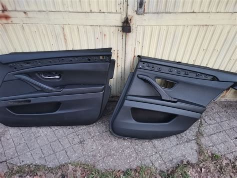 Кори с щори BMW F10 гр. Русе Родина 1 • OLX.bg