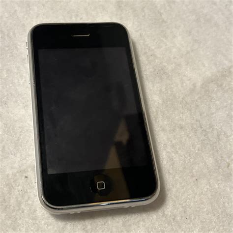 Apple Iphone Lot Of Two Cellular Phones Models Are A1303 And A1349