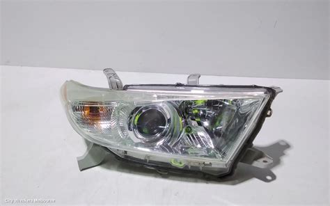 Right Headlamp For 2012 Toyota Kluger Gsu40 Gsu45 1010 0214