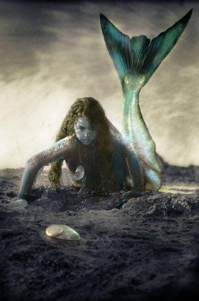 Creepy Mermaid Video 15 Times Mermaids Have Been Spotted In Real Life
