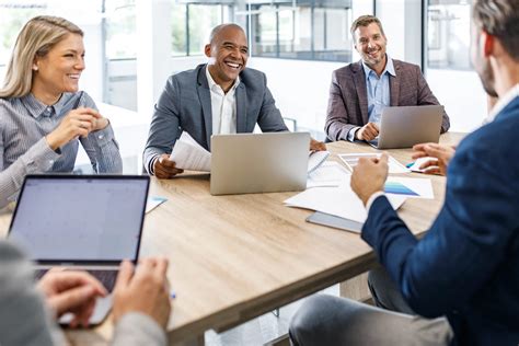 empower your teams with the best data and artificial intelligence