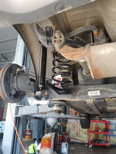 수원 정비소 기아 올뉴모닝 리어 서스펜션쇼바교체 및 스프링 교체 차량 차고 이상 소음 기가모터스 네이버 블로그