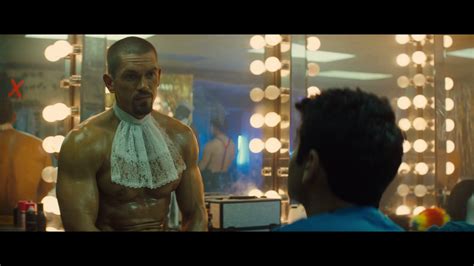Stuber Steve Howey And Naked Extras 🎥 Desnudos En Películas