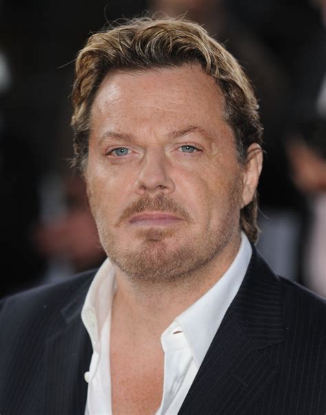 Izzard runs 40 marathons for charity - UPI.com