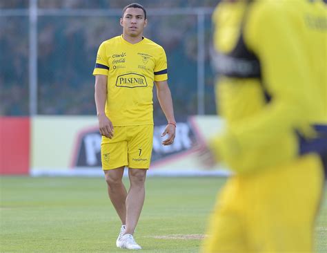 Jefferson Montero Declara Públicamente Que Se Enojó Por La Convocatoria